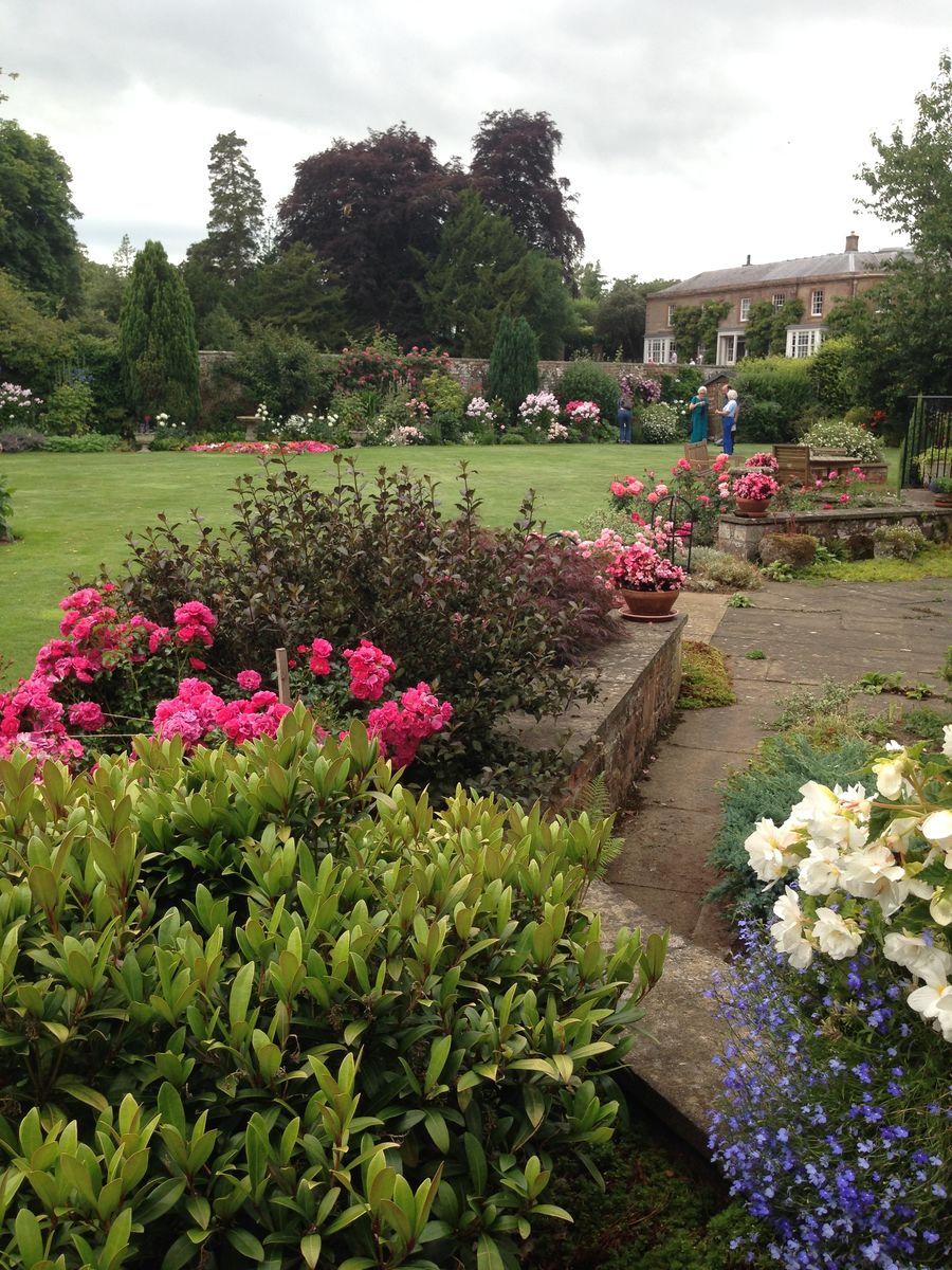 Visit Corners House in Gattonside